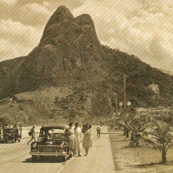 Leblon completa 98 anos e recebe homenagens - ÉPOCA | Bruno Astuto Leblon completa 98 anos e recebe homenagens - ÉPOCA | Bruno Astuto