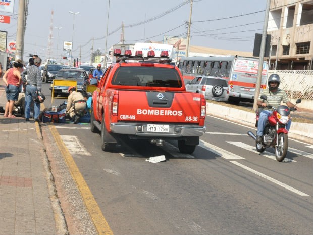 G1 Acidente Deixa Motociclista Ferido E Trânsito Lento Em Campo