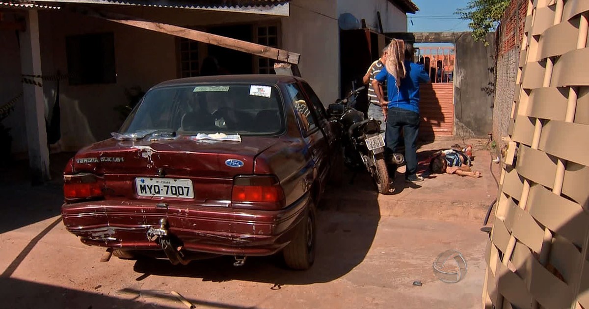 G1 Homem Tenta Atirar Em Ex Namorada E Mata Amigo Em Mt Diz Polícia