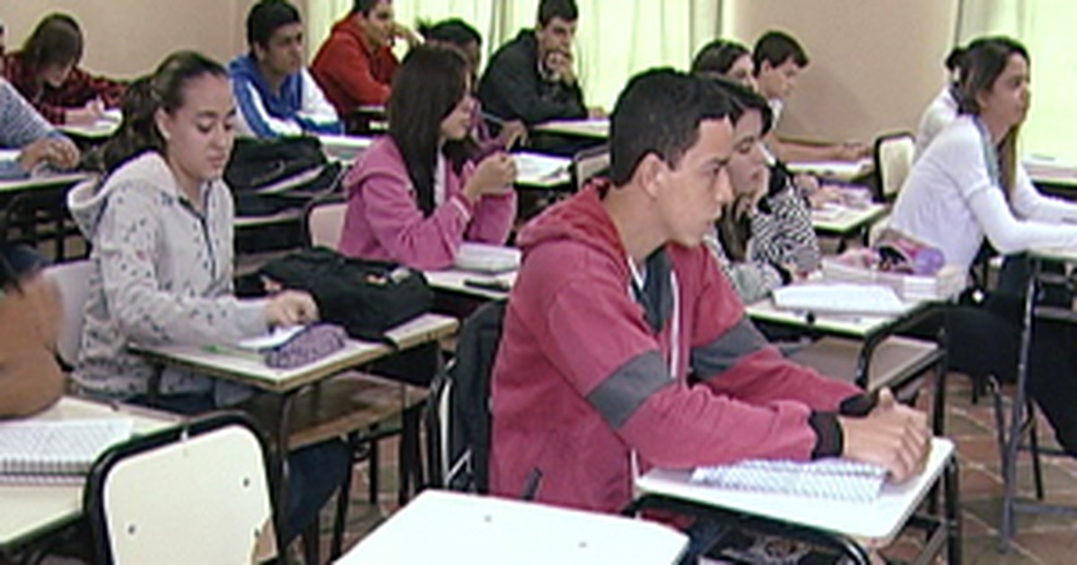 G1 - Escolas estaduais voltam às aulas no Triângulo Mineiro e Centro ... G1 - Escolas estaduais voltam às aulas no Triângulo Mineiro e Centro ...