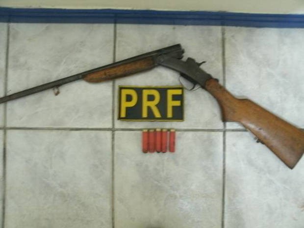 G1 - PRF apreende espingarda com rapaz de 20 anos em Ipixuna, PA - notícias em Pará