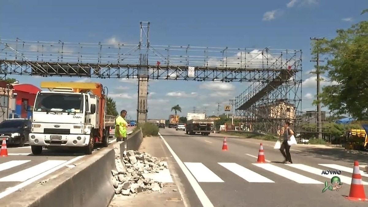 Trecho da BR em Fortaleza terá velocidade reduzida a km h para obras de passarelas Ceará