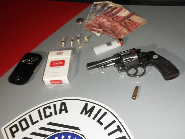 G1 Polícia Militar De Registro Apreende Suspeitos De Praticar Roubos