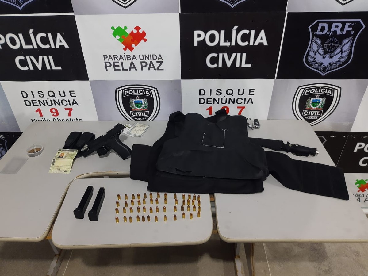 Homem é preso suspeito de fingir ser policial penal para cometer crimes