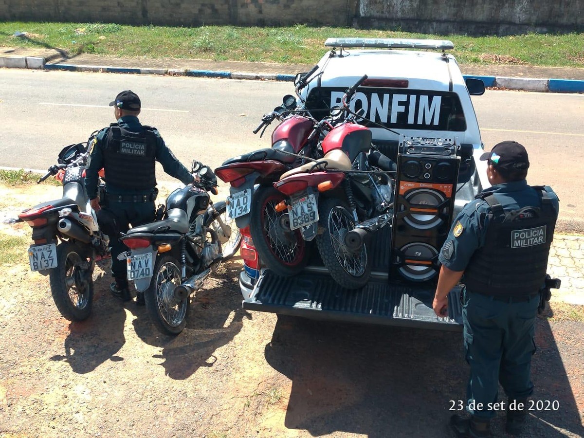 Trio é preso por suspeita em roubo de motocicletas em Bonfim no