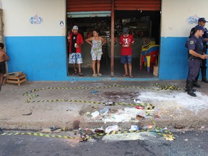 G1 - Homem morre e outro fica ferido durante briga em bar de Ibaté, SP - notícias em São Carlos ...