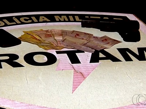 G1 Menor Suspeito De Roubar Posto Causa Acidente Em Fuga E Fere