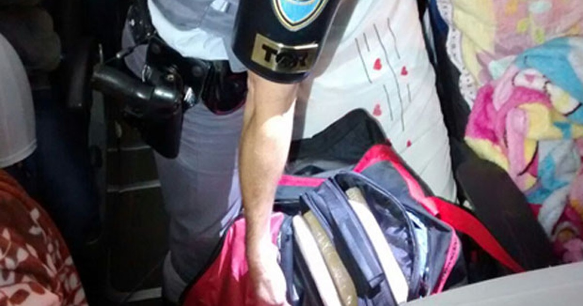 G1 Passageiro De ônibus é Preso Com Quase 5 Kg De Haxixe Em Mala