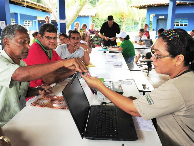 G1 - No AM, mutirão regulariza cerca de 300 proprietários de terra em 3 ... G1 - No AM, mutirão regulariza cerca de 300 proprietários de terra em 3 ...