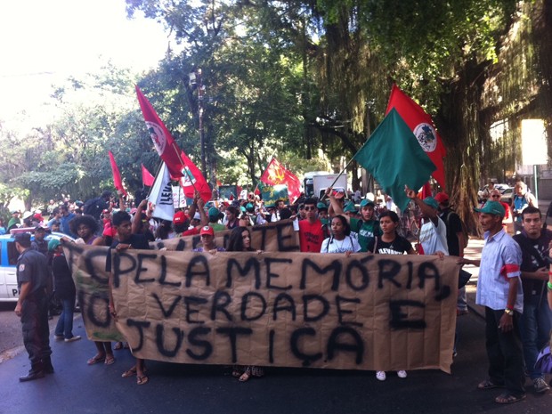 G1 Manifestantes realizam protesto na Urca e pedem punição de ex
