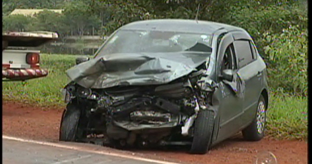 G1 - Motorista morre carbonizado em acidente em rodovia de Itaí - notícias em Itapetininga e Região