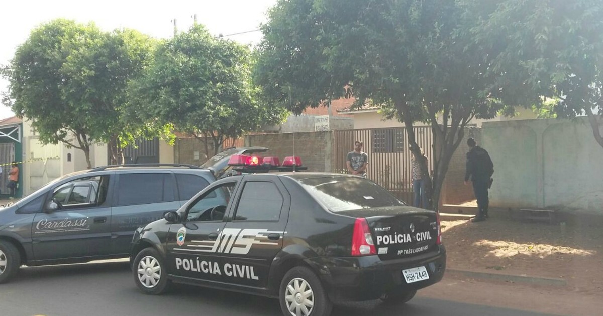 G1 - Mulher é morta a facadas na frente da filha adolescente de 14 anos em MS - notícias em Mato ...