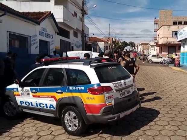 G1 Homem De 41 Anos é Morto A Facadas Após Briga Em Bar De Passos Mg