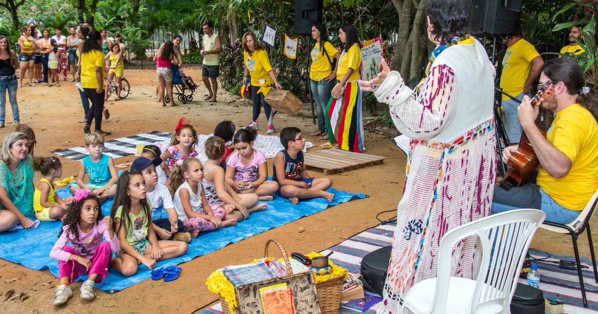 G1 Praça em distrito de Casimiro recebe Piquenique Literário neste