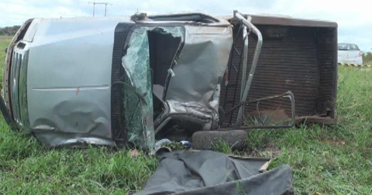 G1 - Casal morre em capotamento na RR-205 em Roraima - notícias em Roraima