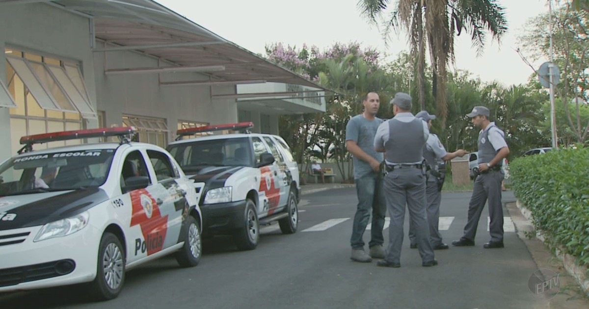 G1 - Policial reage a assalto e é baleado por criminosos em Itapira, SP ...