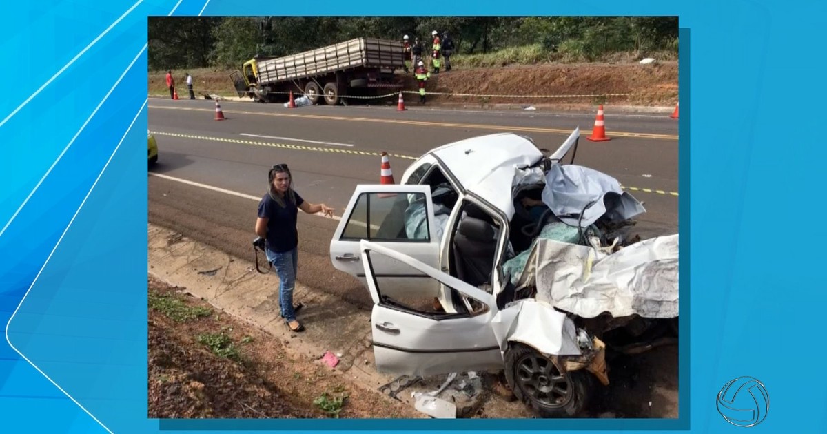 G1 - Acidente entre carro e caminhão mata 4 pessoas em rodovia de MS - notícias em Mato Grosso ...