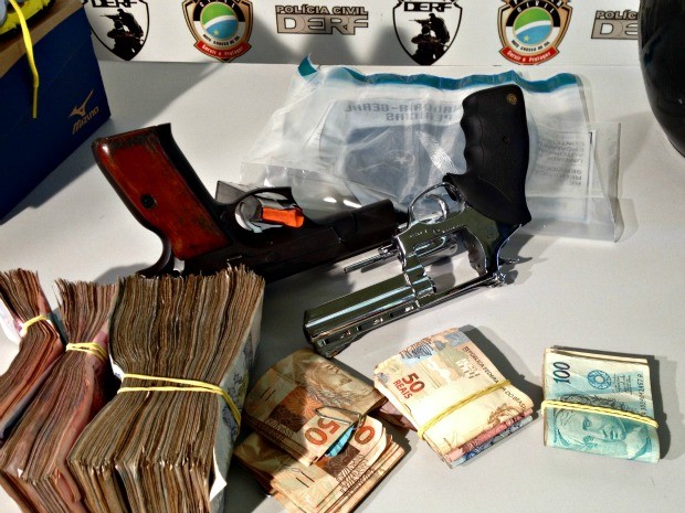 G1 Polícia Em Ms Prende Suspeitos Por Roubo De R 27 Mil Em Posto