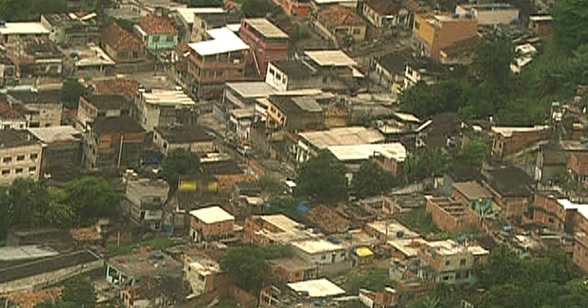 G1 - Tiroteio assusta moradores de comunidades no Subúrbio do Rio ...