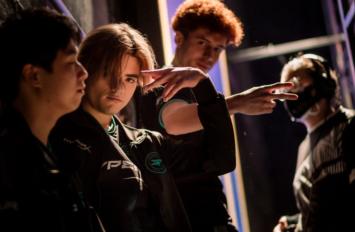 LoL: Grell é suspenso na Isurus por "comportamentos inaceitáveis" | lol ...