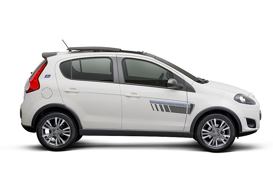 Fiat Palio Sporting e Uno Sporting ganham versão Blue Edition | Carros ...