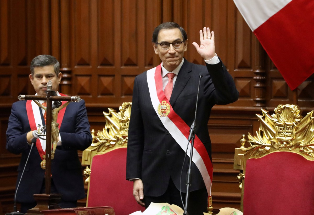 Martín Vizcarra assume a presidência do Peru | Mundo | G1