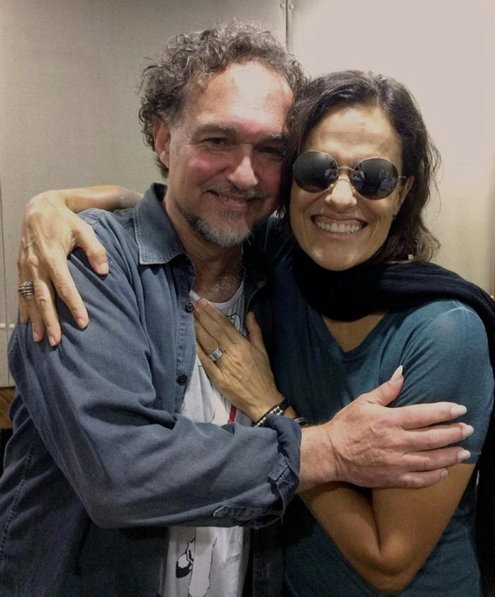 Claudio Nucci lança em março álbum de músicas inéditas com voz de Zélia ...