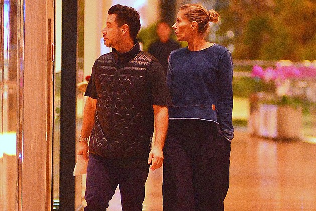 Programa a dois. Sem Vittorio, Adriane Galisteu passeia com Alexandre ...