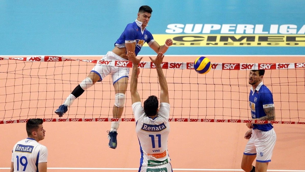 Revelação do Minas no vôlei, ponteiro sai do fim da fila e dá recado ...