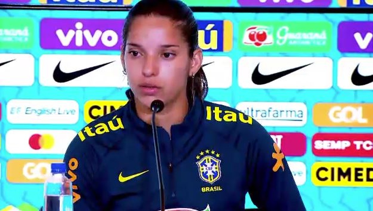 Millene admite dificuldade com inglês de Pia na Seleção, mas diz ...