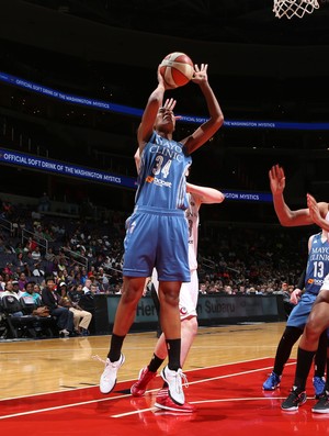 Após dois jogos, Damiris segue 100% na WNBA | Blog Brasil no Rio ...