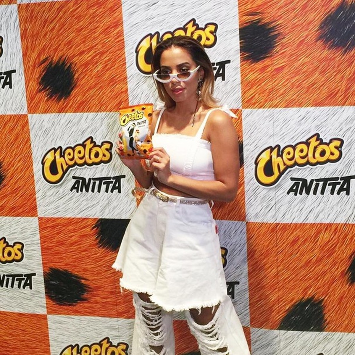 Agora você pode comer o Cheetos da Anitta | Trending | Glamour