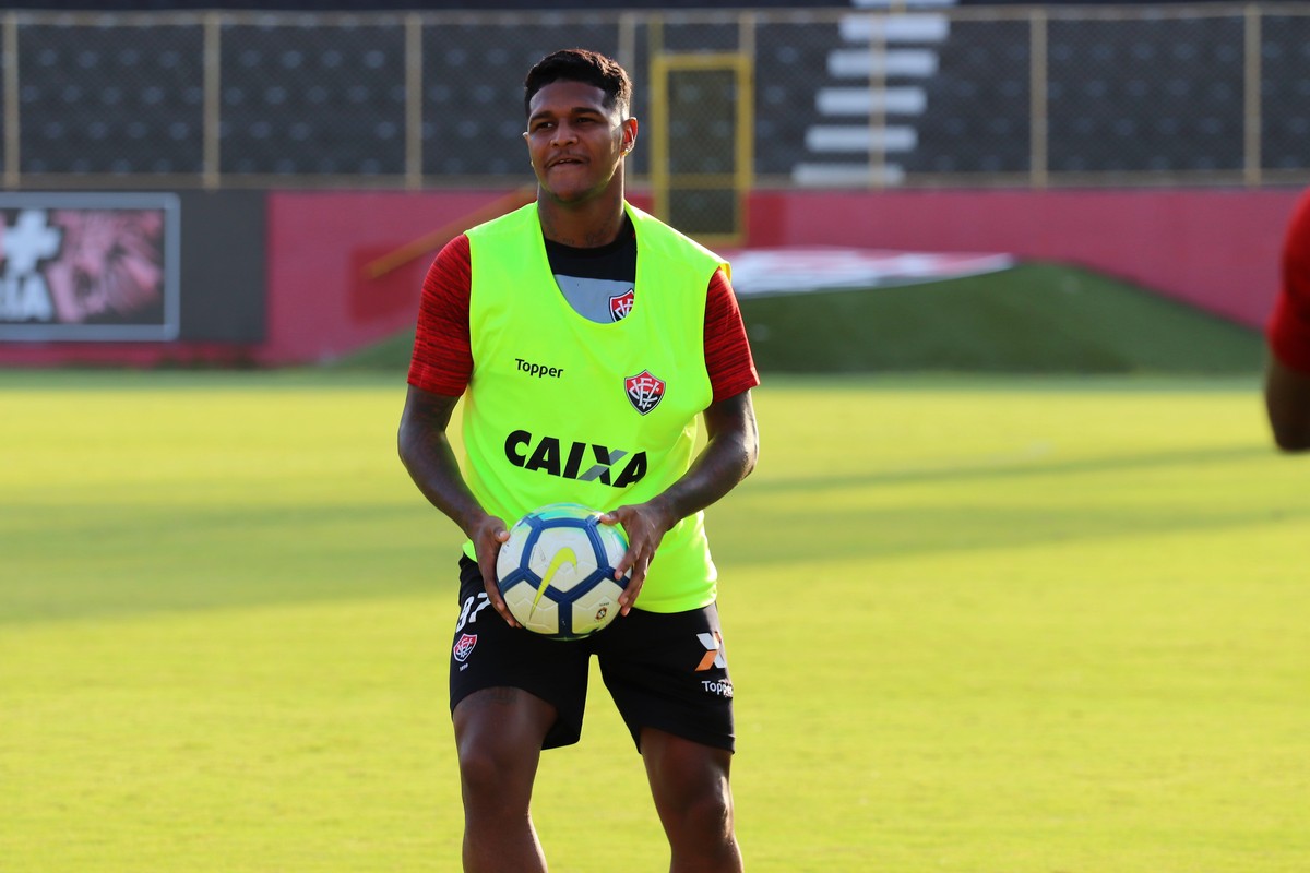 Rodrigo Andrade lamenta desfalques e fala sobre cobrança da torcida ...