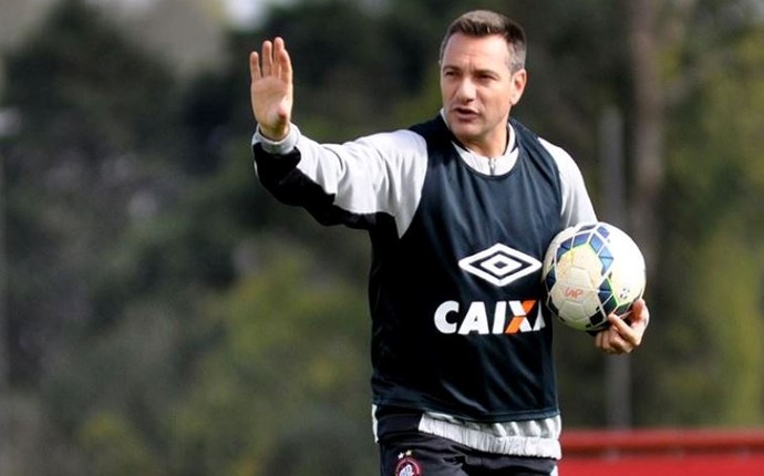 Satisfeito com atuação, Doriva fala em manter formação diante do Sport ...