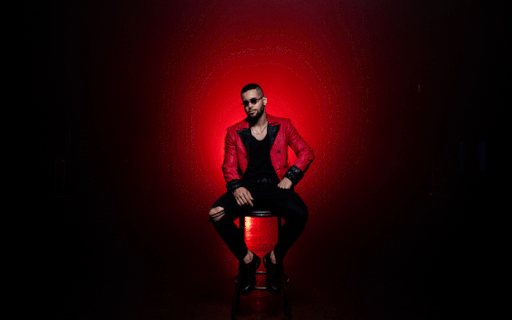 Jerry Smith grava novo clipe com luz intimista e sensualidade em São ...