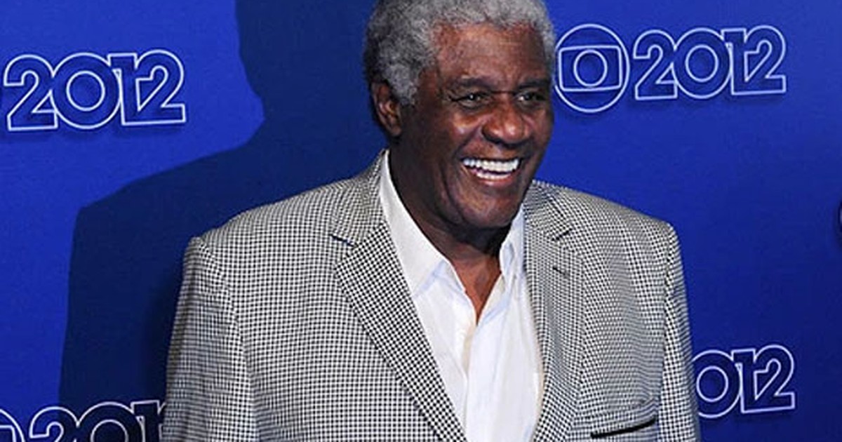 G1 - Ícone da black music, Tony Tornado faz show em praça de Campinas ...