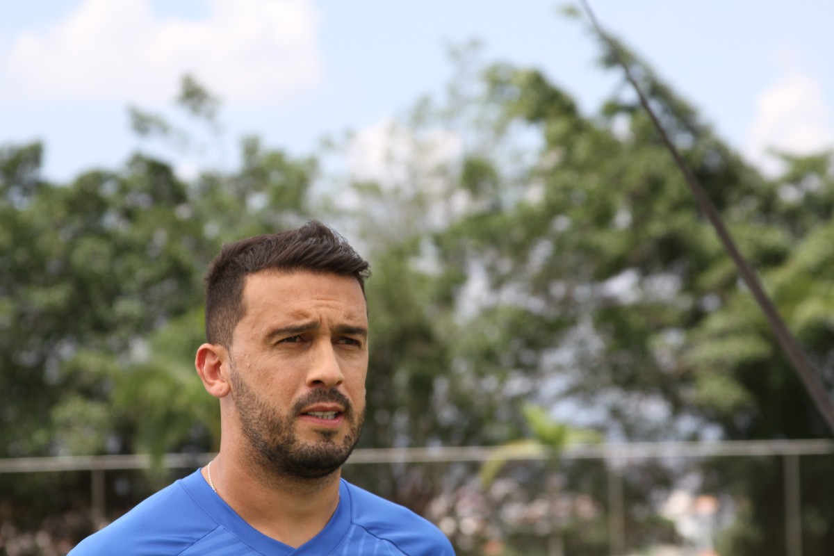 Edílson afirma que quer voltar ao Grêmio, irrita torcida do Cruzeiro e ...