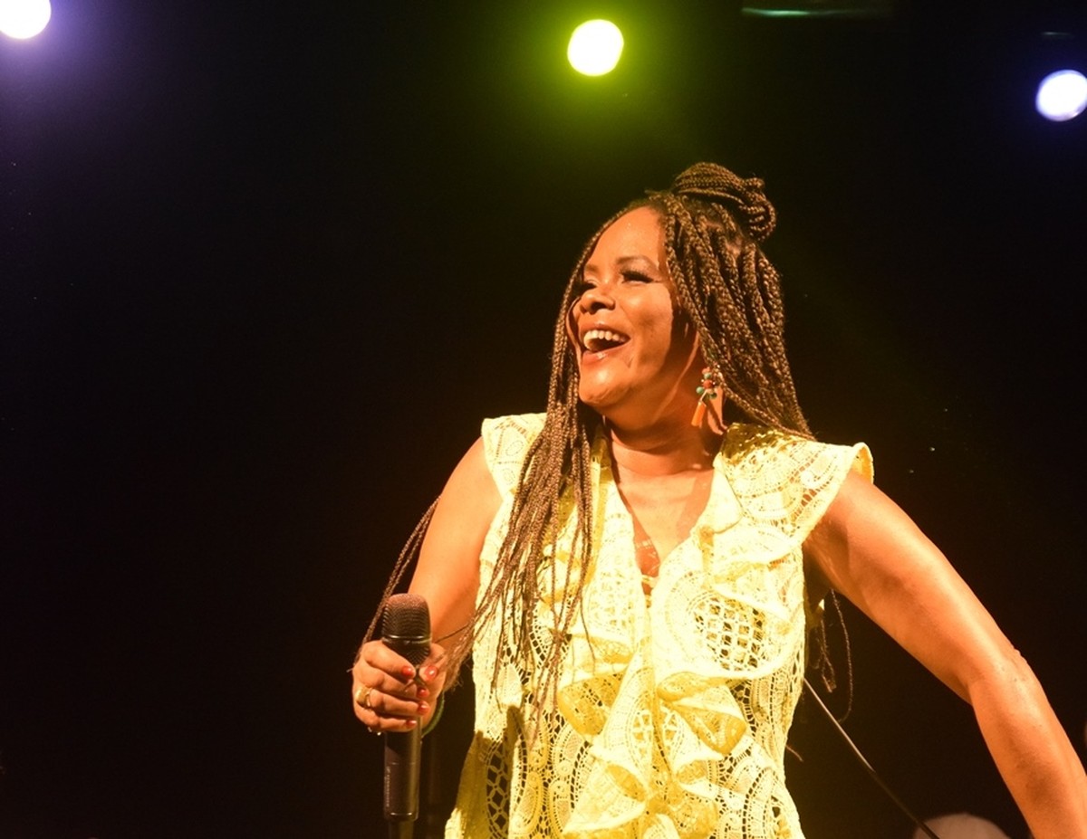 Com abertura de drags, cantora Márcia Short celebra diversidade com ...