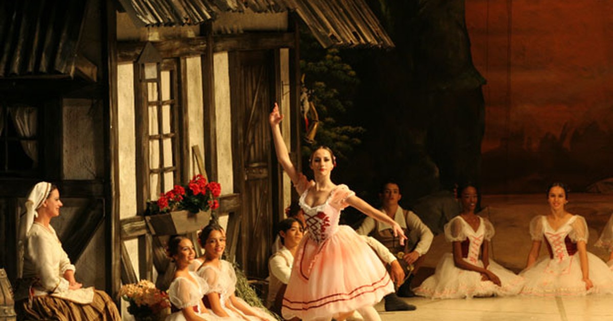 G1 - Bailarinos de projetos sociais dançam Ballet Coppélia em Campinas ...