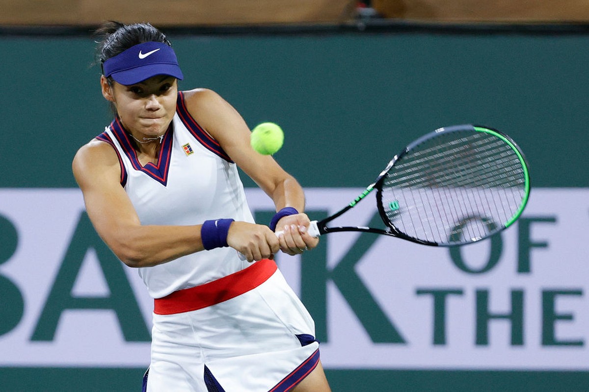 Raducanu vence a primeira após título do US Open e vai às oitavas na ...