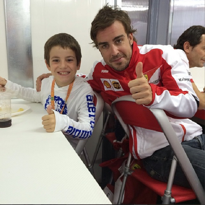 Filho de Rubinho tieta xará Fernando Alonso e 'Tio Massa' no box da ...