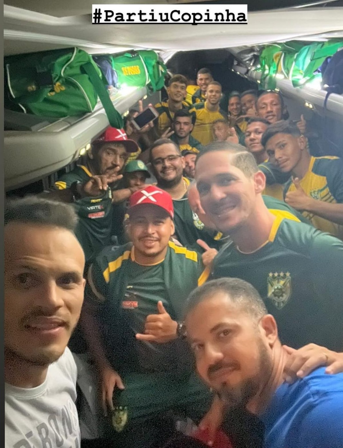 Com benção de Renê, jogadores do Picos viajam para a Copa São Paulo de ...