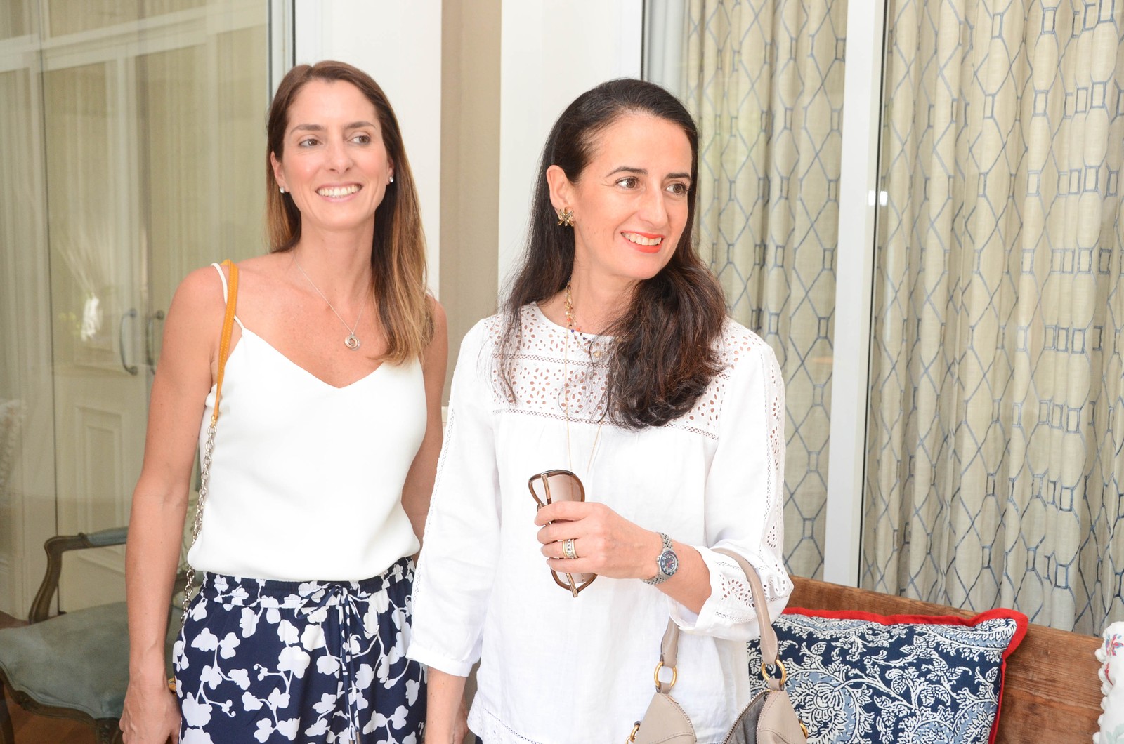 Amanda Gontijo Funaro e Marina Capra Fantozzi lançam o verão da Loér ...