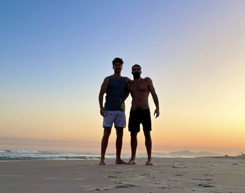 Marcos Pitombo fala pela primeira vez sobre o namoro: 'Aos 41 anos ...