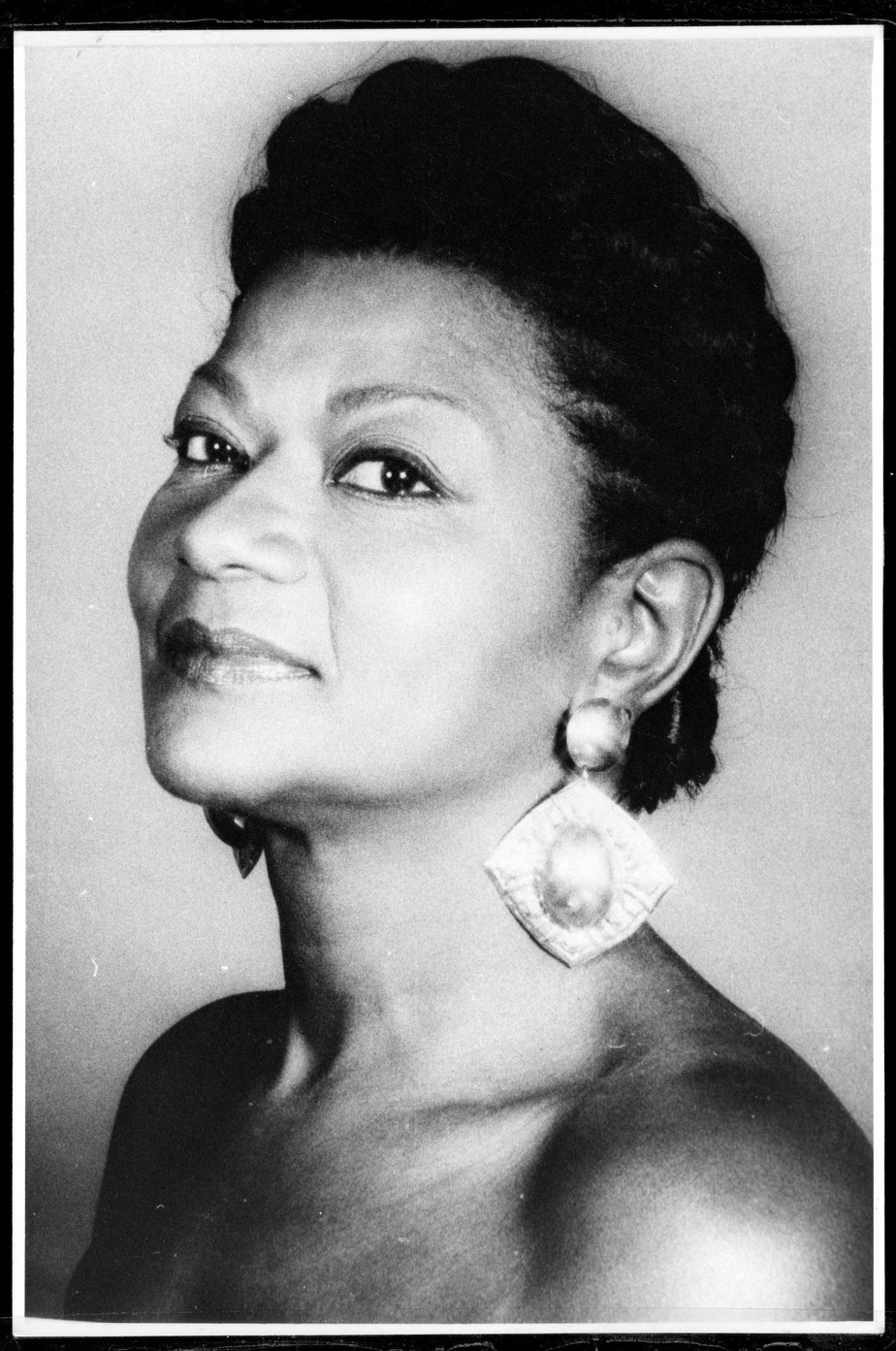 Alaíde Costa cantará 'Orfeu negro', dedicado à Léa Garcia | Ancelmo ...