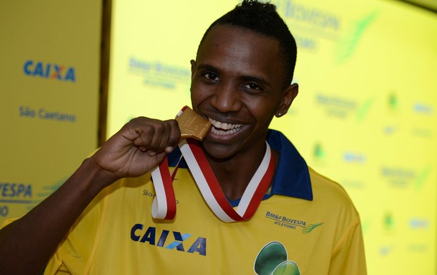 Já em casa, Duda mata saudade de churrasco e projeta medalha em 2016 ...