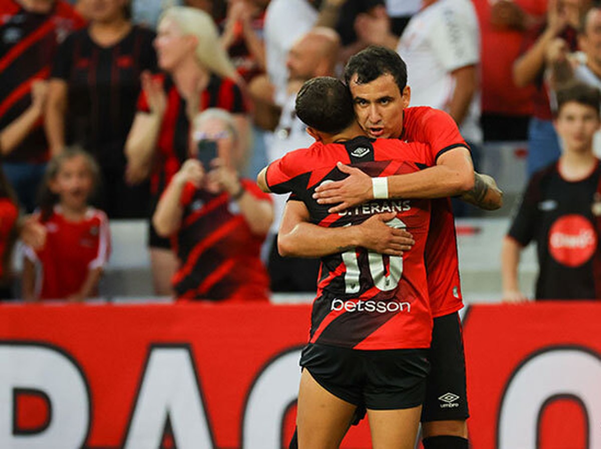 Atuações do Athletico: Pablo confirma boa fase e marca no empate com o ...