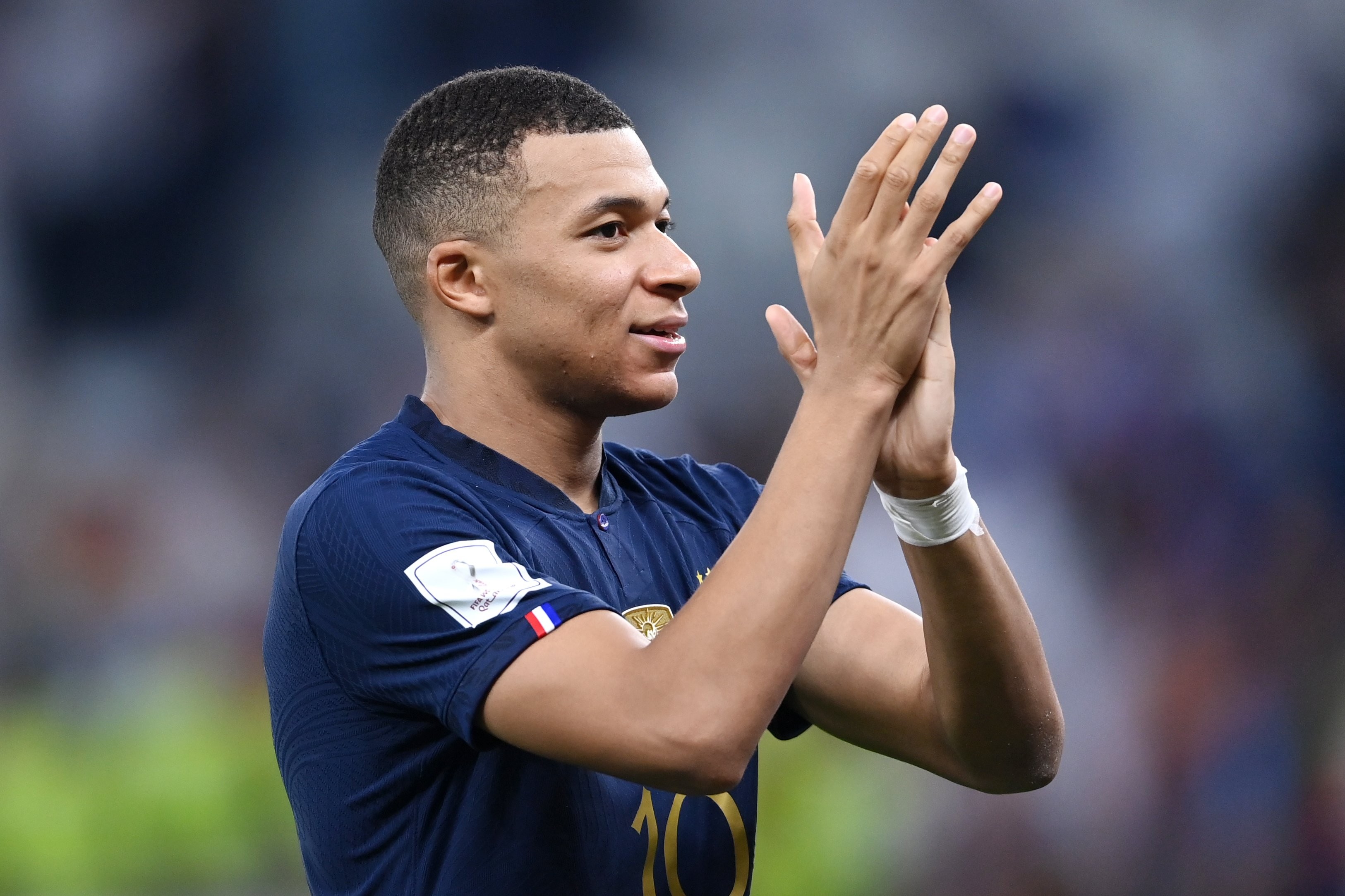 Mbappé lidera ranking de atletas com menos de 25 anos mais bem pagos ...