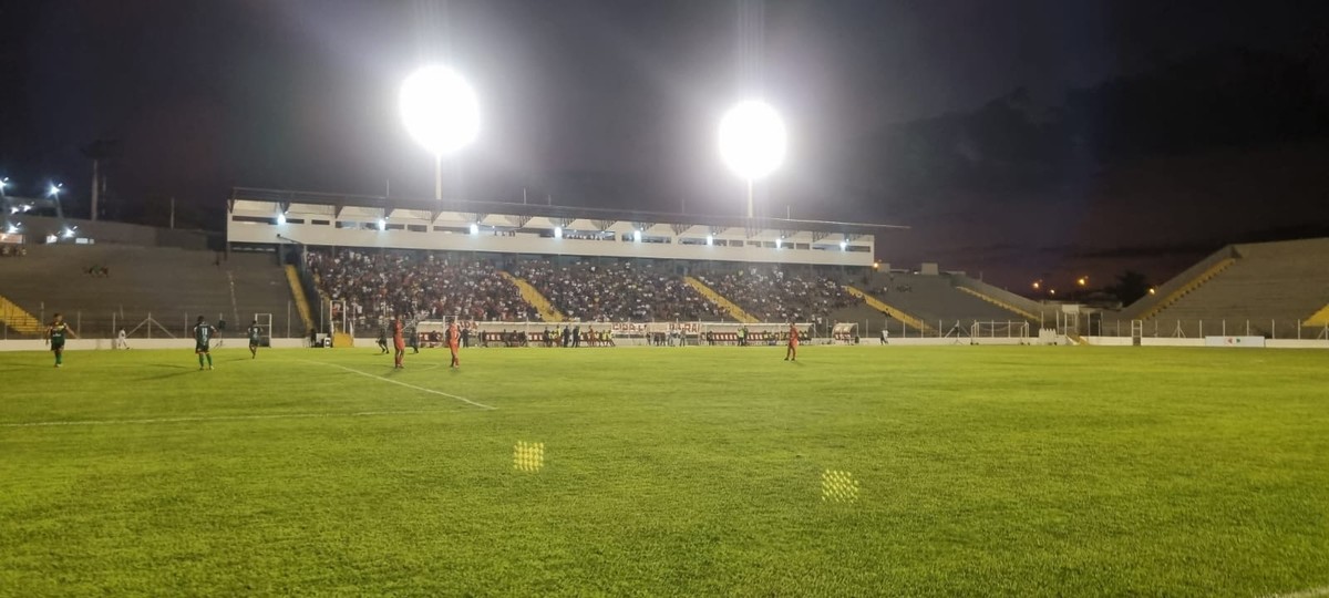 Com quatro gols no primeiro tempo, Capivariano e Barretos empatam em ...