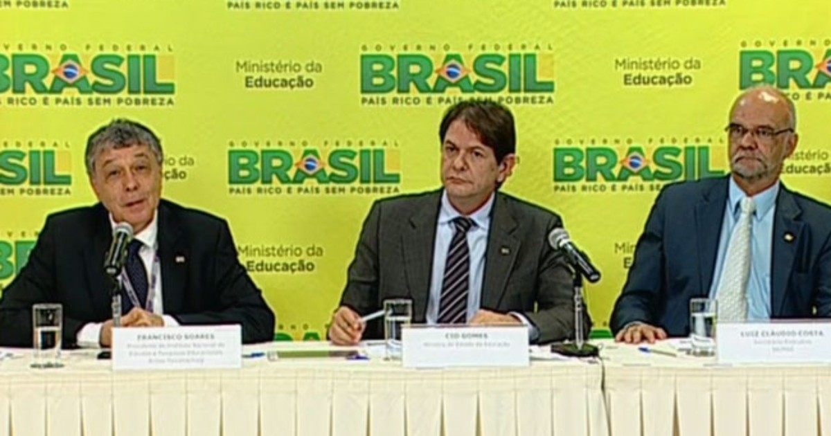 G1 - 529 mil alunos ficaram com nota zero na redação do Enem 2014, diz ...